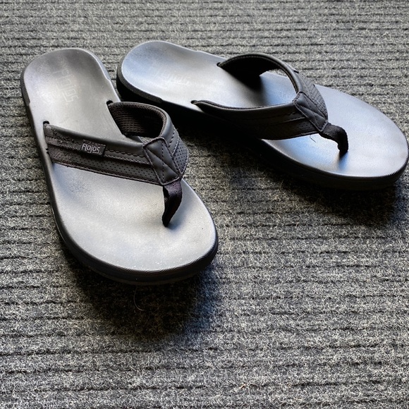 Flojos | Shoes | Mens Flojos Flip Flops | Poshmark